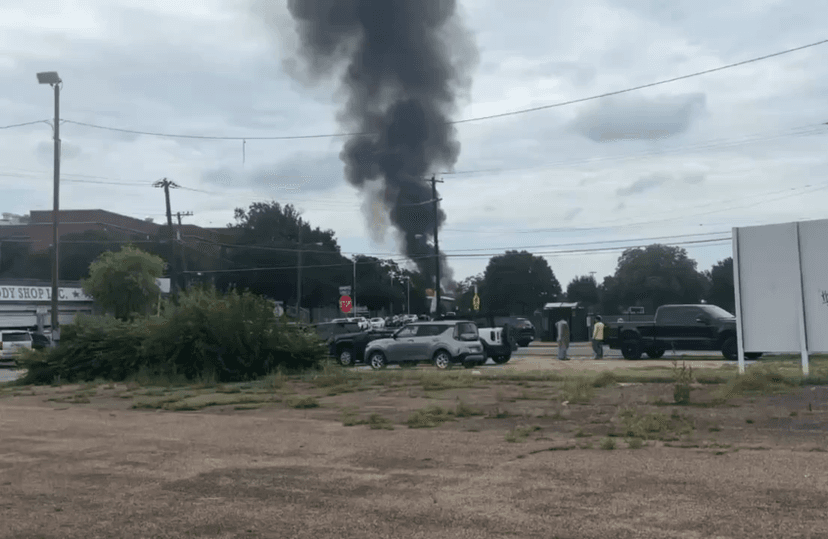 Dallas Fire-Rescue Responds to Gas Leak as Explosion Destroys Oak Cliff ...